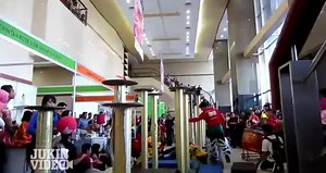 Chinese Dragon Lion Dance FAIL