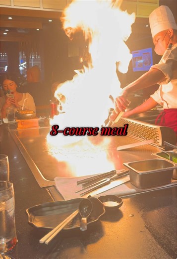 We tried the 8 course meal #coursemenu #coursemeals #steak