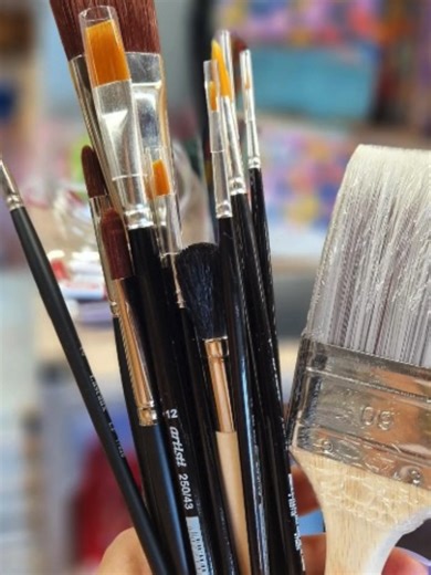 I’m tired. Not of creating — just of the noise around it. So I paint and recharge. #foryoupage #foryou #fyp #artistlife #creativeenergy