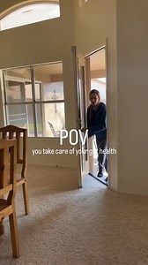 Do you have an unhealthy gut 🧐 Are you experiencing ❌Bloating & Discomfort ❌Low Energy ❌Food Intolerance ❌Upset Stomach ❌Sugar Cravings ❌Gas & Burping ❌Lack of Bowel Movements Experiencing these | Coach Chandler