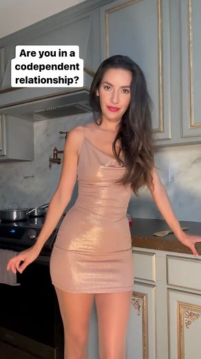 Seven signs you’re in a codependent relationship. Read more ⬇️ | Mercedes Terrell