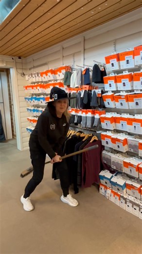 Halloween tilbud fredag og Lørdag gir vi 15% på alt av ullundertøy. 💀👻🎃 | Rustadstuen Sport