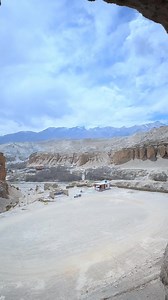 207K views · 4.3K reactions | Amazing History: The Jhong Cave, also known as Shija Jhong or Chhoser Cave, is an ancient man-made cave complex in Chhoser village, Upper Mustang, Nepal. Carved into a cliff, it features five stories and over 40 interconnected rooms. Believed to date back to around 800 BC, it is part of the region's historic sky caves. Pic. Binay Jung Thapa, Pokhara | Routine of Nepal banda | Facebook