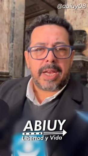 35K views · 2.8K reactions | La verdad es hija del tiempo Paya Sánchez. El Pro Secretario Yama viajó a Bolivia en el Hércules KC-130. Increíble que Lustemberg lo use para traslado sanitario, Orsi para asunción presidencial de Bolivia y Paya sigue sin encontrarlo. | Abiuy | Facebook