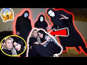 INSANE HOME INVASION SCARE PRANK ON MY HOT ROOMMATES (FREAKOUTS)