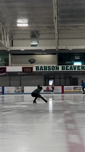 Mastering Ice Skating Spins: Techniques and Tips