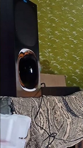 Sony HT-S20R: Real 5.1 Surround Sound Demo (Quick 1-Minute Clip)