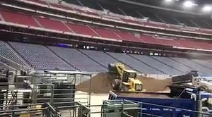 Chutes are up, dirt is rolling in & we're almost ready to #RODEOHOUSTON! 🤠👏🏼 | RODEOHOUSTON