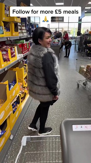 Meal Review by Lucy | Right Guys Reviews