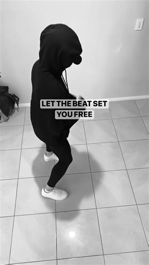 17K views · 233 reactions | Freestyle Rocking - T step Running man #shuffle #shuffledance #americagottalent #dance #Tstep #polypocket #challengeyourself | Starface k2 | Facebook