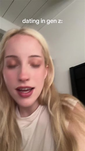 Spade (@hairchangingbarbie)’s video of dating