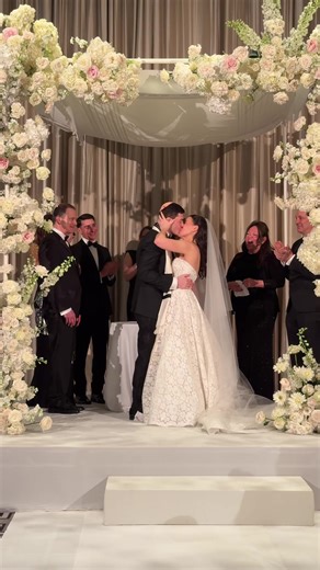 Most Surreal Moments from a Jewish Wedding