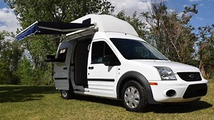Ford Transit Connect camper: espacio justo, ¡pero muy equipada!