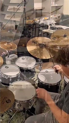 Drumming along the groovy jazz funk in 'Red lights' by Skinny Hightower