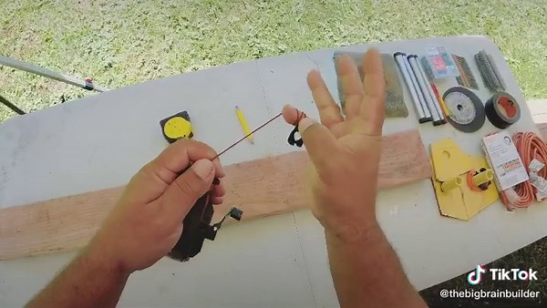 Efficient Chalk Line Snapping Solo Method