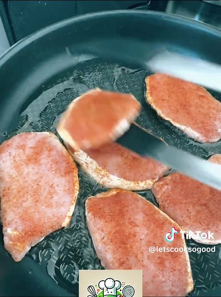 Saftig gebraten und in nur 30 Minuten fertig! 🥩🍚🥕 Das perfekte schnelle Mittagessen – einfach, lecker und sättigend. W😋 #cooking #easyrecipe #letscooksogood #foryour ❤️