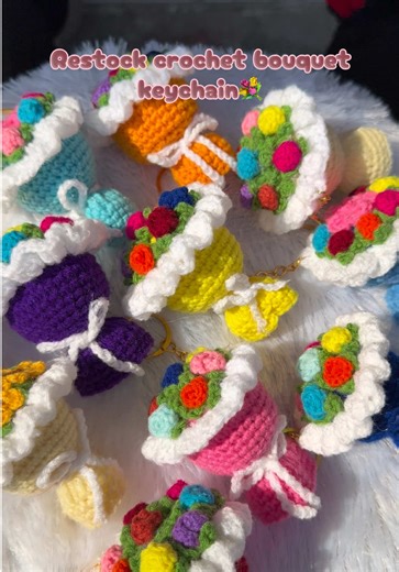 Adorable Crochet Bouquet Keyrings for Every Occasion