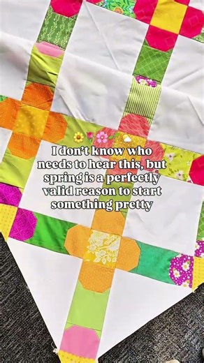FREE SPRING PATTERN FOR YOU 🌸 #gingerquilterbox #sewing #quilted #quilting #quiltpatterns