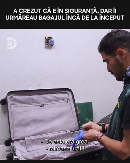 Pasagerul călătorea din Brazilia, dar poliția a observat imediat că ceva nu era în regulă cu bagajul lui. 😬 #politie #ofiterivamali #vama #granita #spania #control #contrabanda #police #border #spain #control #smuggling | Discovery România