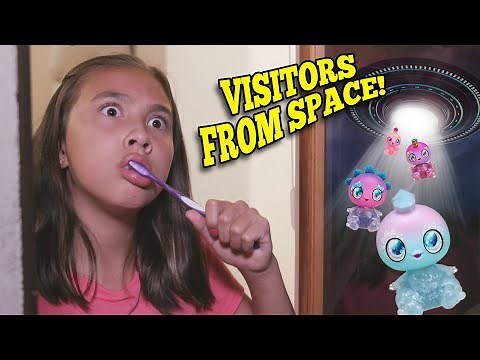 ALIENS LAND IN MY BACKYARD!!! Goo Goo Galaxy Experiments at Area 51!