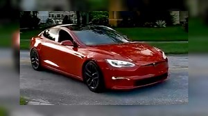 Tesla Model S Plaid Making Hellcat Noises Sounds Ridiculous