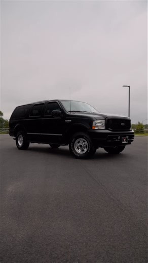 $64,900 2002 Ford Excursion 4X4 LIMITED 7.3L Powerstroke Turbo Diesel Only 116k miles! Clean carfax Garage kept Meticulously Maintained Lorded with options Rear entertainment 6 disc cd changer Rear captain chairs Steering wheel controls Parking sensors Adjustable pedals Trailer brake control Memory seats Heated seats Turn signal heated mirrors Tint Garage opener Original owners manuals Original window sticker Keyless entry New Firestone tires One of a kind find that will be sold quickly! Text @n