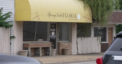 Spring Lake moves to acquire former floral shop property