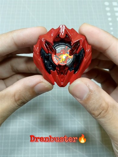 kuys sa choices merong kasamang string o ripcord na launcher. check nyo lng sa basket!😉 #beybladex #beyblade #beybladeburst #dranbuster #beyblademetal #launcher