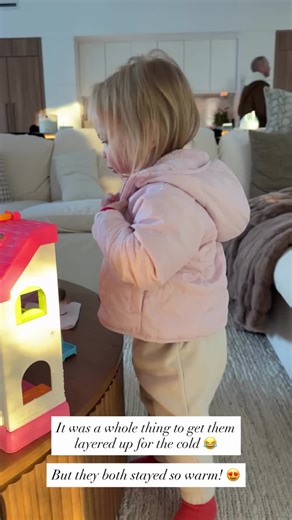 Layering Clothes for Cold Weather Comfort