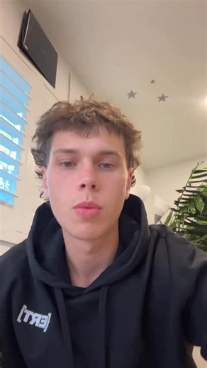 @roas.brez on Instagram: "service delivery is key"