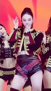 251220 2025 멜론뮤직어워드 중 전세계를 사로잡는 역대급 미모 카리나의 'Rich Man' 직캠 #에스파 #2025MMA #Shorts