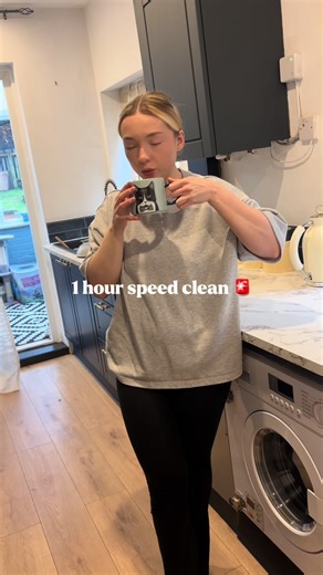 1 hour speed clean 🚨 #cleantok #speedclean #cleaningmotivation #cleanwithme
