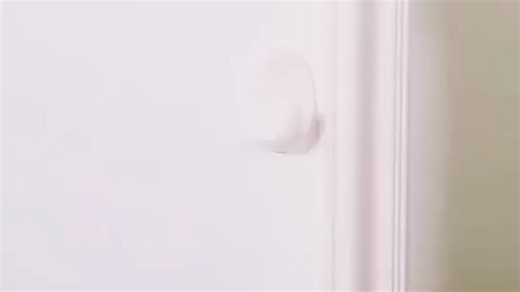 Watch How to Install a Pet Magic Gate on Amazon Live