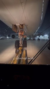 148 reactions · 3 comments | Pushing back the queen #boeing747 | Aerocraft Mech | Facebook