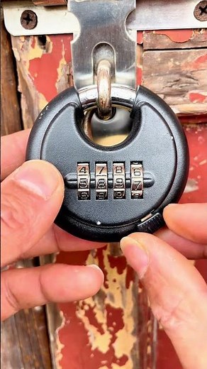 How to open circular combination lock
