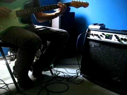 Demo amp Behringer Blue Devil GX112