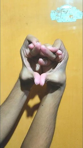 How To Make A Snake By Your Hand