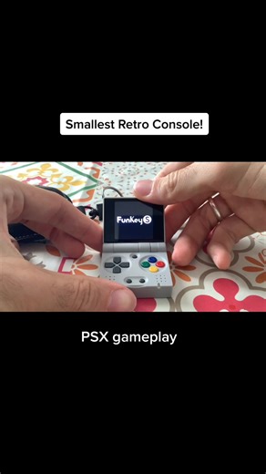 Funkey S - Smallest Retro Console for PSX Gameplay