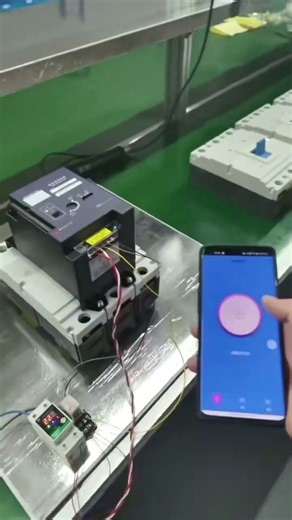 Remote control circuit breaker ON/OFF