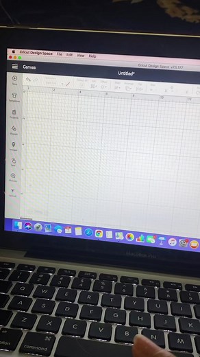 Tutorial on creating the stacked letters effects. #cricutletters #cricuttutorials #cricuttrend #designspace #tutorialesdecricut #fyp #houston #parati #voiceeffects #cricutforbeginners #cricutfonthack #cricutfonts #cricutenespanol