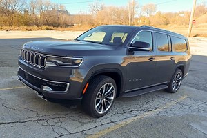 2023 Jeep Wagoneer L: Real-World Road-Trip MPG | Cars.com