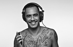 Veja ao vivo a live com show de Marcelo D2