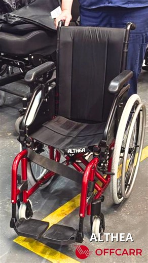Tekna SP on Instagram: "Te mostramos algunas características de la silla “ALTHEA” de la marca OFFCARR. Libertad en Movimiento,Diseñada a tu Medida . La silla de ruedas ALTHEA combina la máxima ligereza del aluminio con una robustez excepcional. Su innovador chasis de doble cruceta, de plegado lateral, garantiza una estabilidad superior y se pliega en segundos para facilitar su transporte y almacenamiento. Una silla ideal para personas activas, que viajan con frecuencia y valoran una silla ligera