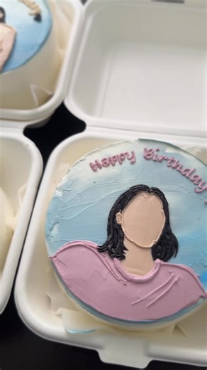 Vector | Bento Cake 🥳🎂 ‼️ OPEN FOR ADVANCE ORDER ‼️ 🥰😍 ~ Message us for custom cake and cookies ⬇️ Facebook:Art Cake 📌We are open for advance booking and rush order. Place your Order NOW‼️ 📍Art Cake - Novaliches QC We deliver Nationwide 🥳🎉 #customized #artcake😍 #artcake #cakelove #CapCut#sugarcookies #sugarcookies #cookieseason #Christmas #christmasgifts #giftideas #cookiesandcakes #valentines #valentinesday #valentinesdaygift #valentine #valentinescookies | Art Cake Vlogs