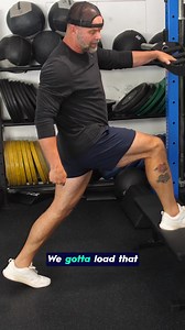 Some people collect sneakers. We collect hip extension. 😎 Once we got hooked on Bosch snatches, we started asking: 👉 Can I elevate this? 👉 Can I sneak in more back leg loading? Here’s the move: 📦 Put your front foot on a bench or box 🦵 Keep that back leg straight 🍑 Squeeze your glutes 🎯 Press overhead from that position Boom. 💥 Now you’re not just pressing, you’re training hip extension in context. This is rear-wheel drive strength, my friends. Not flashy, but freakishly effective. Sneak