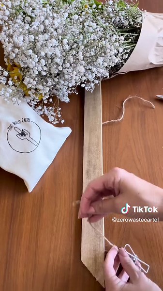 DIY Dried Flower Rack: Preserve Your Floral Memories