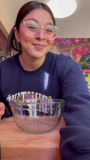 8K views · 320 reactions | i have never made waffles 劉 #asmr #asmrsounds #cooking #breakfast #waffle #latina #mukbang | HelloZone | Facebook