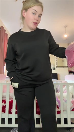 These pyjamas are absolutely unreal 🎀🩷 amazing quality & super comfortable 💖 #review #pjs #tiktokshop #fyp #virgoboutique @Virgo Boutique Ireland @The Collective Agency TTS IRE