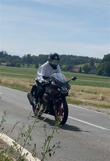 Suzuki GSX-R125: Perfect Bike for A1 License Riders