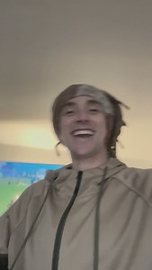 It’s up! True Happiness have you streamed it yet? ✨Rooted in gratitude, presence, and self-love, this song invites you to slow down, look around, and find happiness right where you are. The Movement added a powerful verse - moving from struggle to clarity and turning everyday kindness into a way forward. | E.N Young